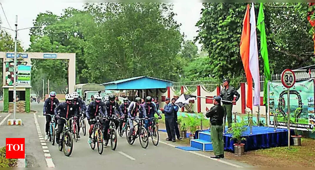 Cycle Expedition: Cycle expedition: 16 Air Warriors pedal 1500km in 21 ...