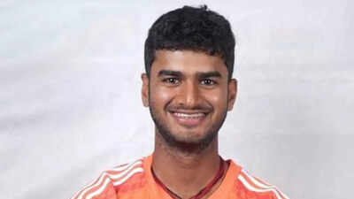 Australia and CSK: Aravelly Avanish speaks about Dhoni and 'Yellow Love ...