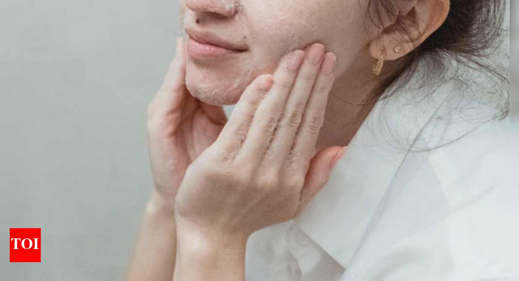 Skincare Routine: Skincare Routine for Dry Skin: Achieve Radiant and ...