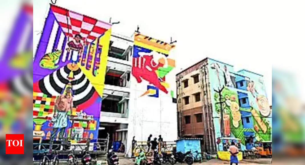 Ukkadam: Artists Give Government Housing Buildings At Ukkadam A ...