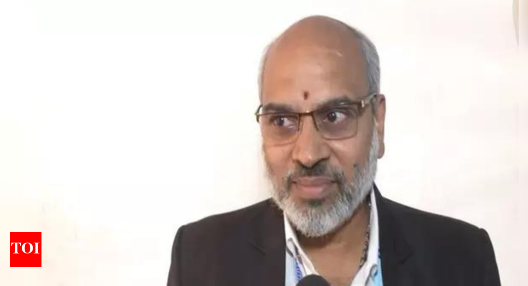 "ISRO never competes with anybody," says top space agency official ...