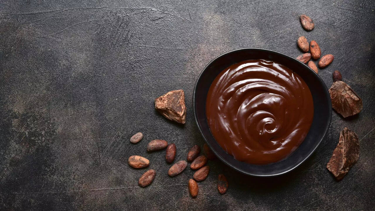 Mastering the Art of Crafting Perfect Chocolate Ganache: A Step-by-Step ...