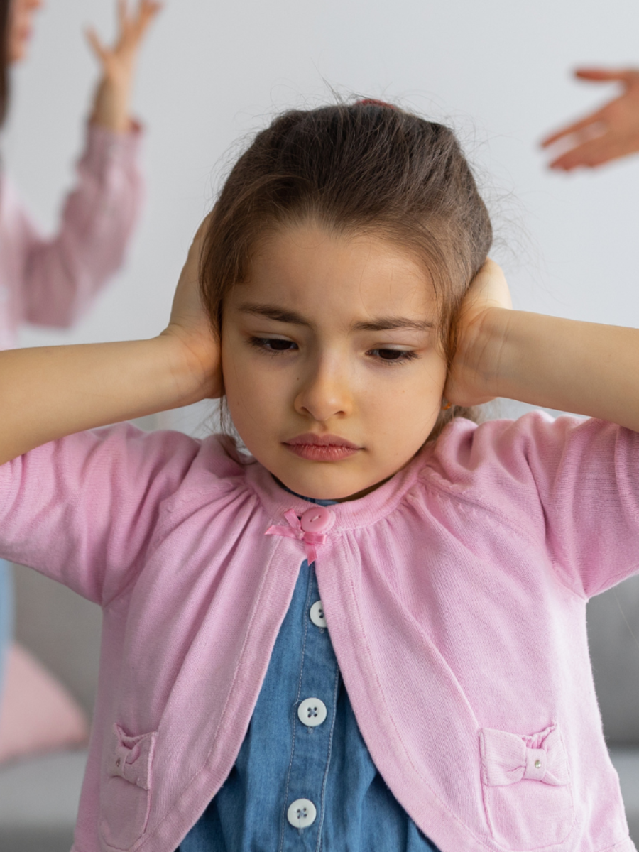 Childhood Trauma: 10 things that push children towards it | Times of India