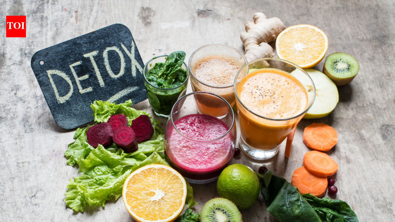 6 refreshing detox beverages that help improve health | The Times of India