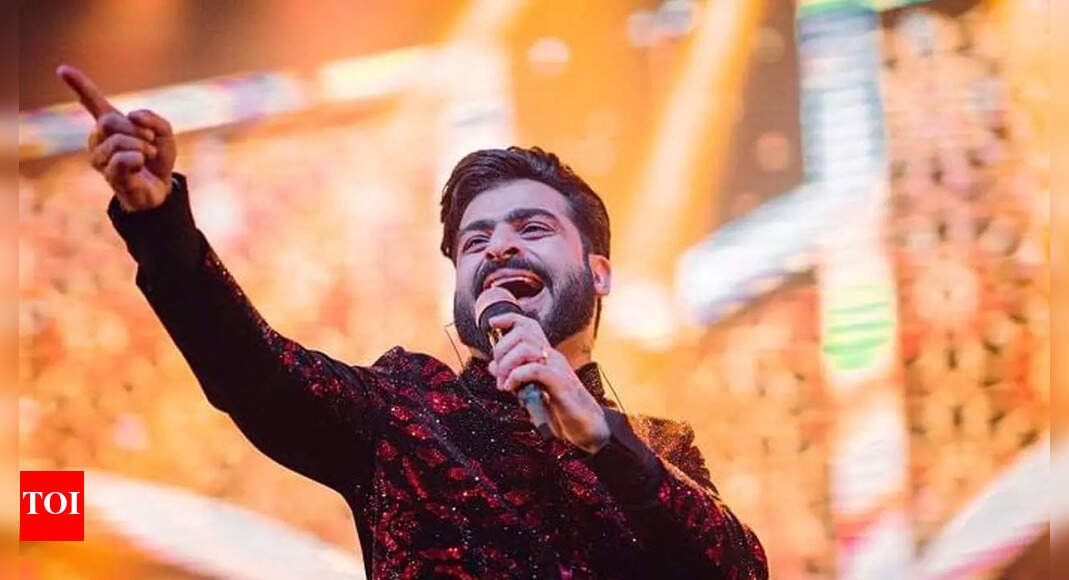 Singer Sagar Bhatia reveals his 7-year relationship with a girl ...