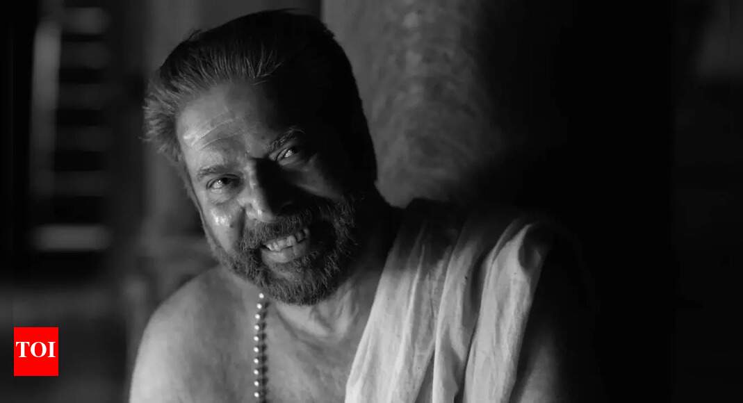 ‘Bramayugam’ Review: Cinephiles heap praise on Mammootty and director ...