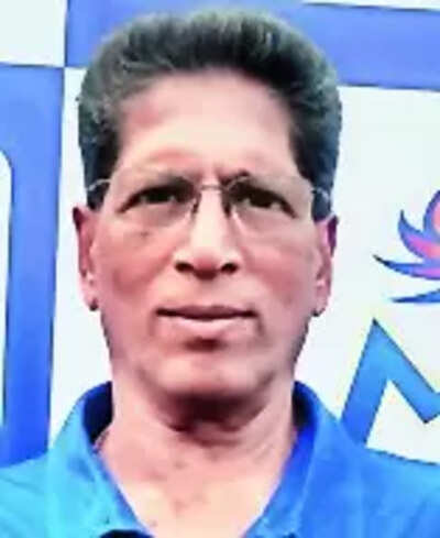 Sarfaraz Khan: Sarfaraz Khan's Impressive Debut and Hard Work Praised ...