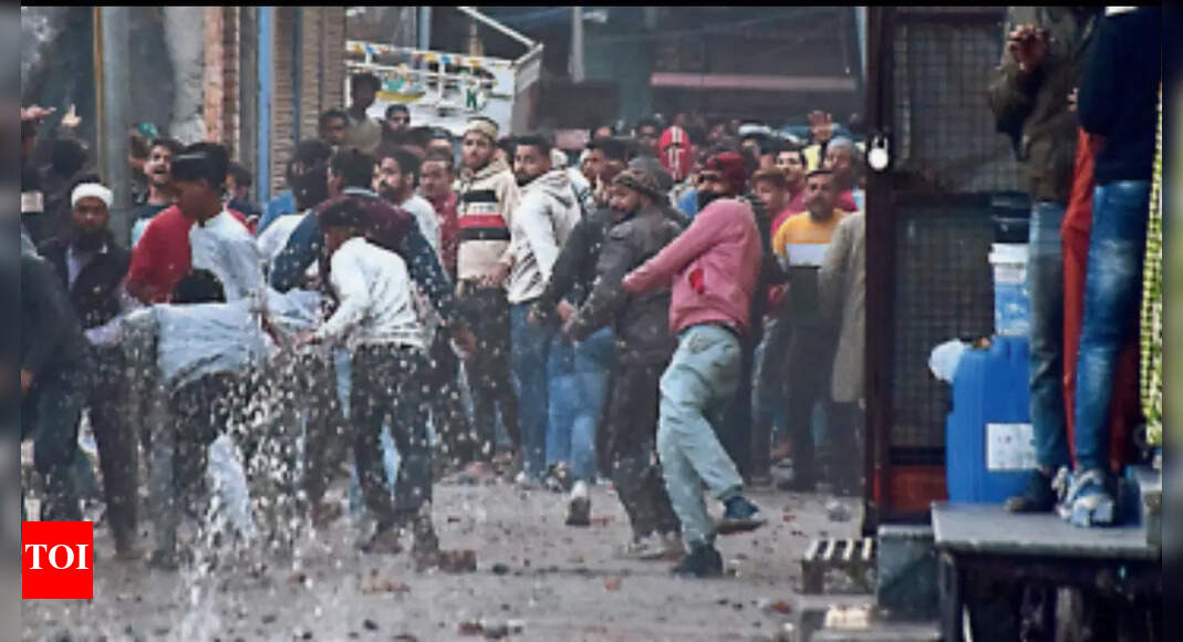 Look Out Notice Issued Against Abdul Malik and Son in Haldwani Violence ...