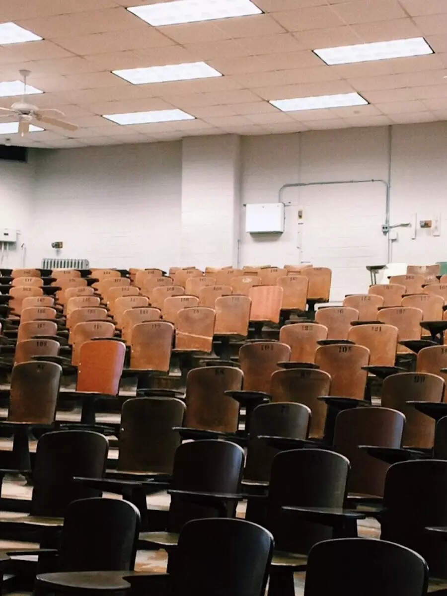 10 Things to consider when choosing a coaching institute | Times of India