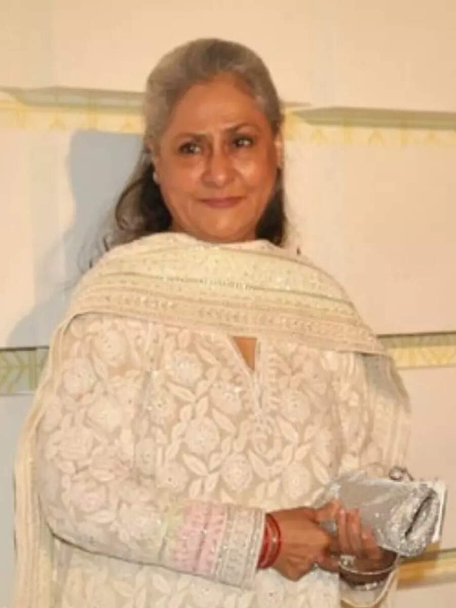 Jaya Bachchan's decade-old kitchen secret for healthy, shiny hair at 75 ... Jaya Bachchan's decade-old kitchen secret for healthy, shiny hair at 75 ...