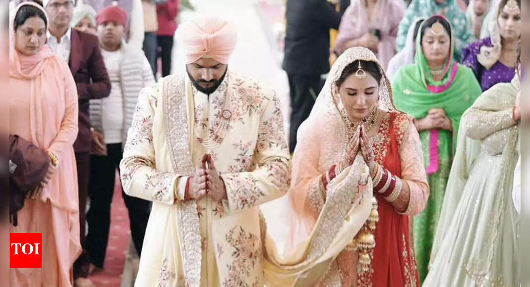 Mandy Takhar and Shekhar Kaushal share loved-up pictures from their ...