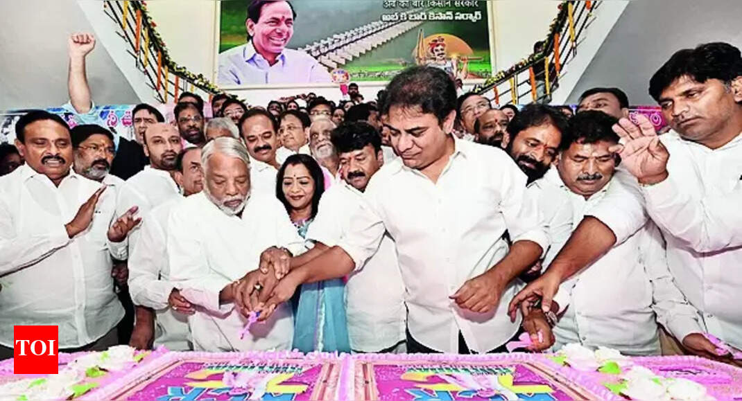 BRS: BRS organises welfare camps on ex-CM KCR’s 70th birthday ...