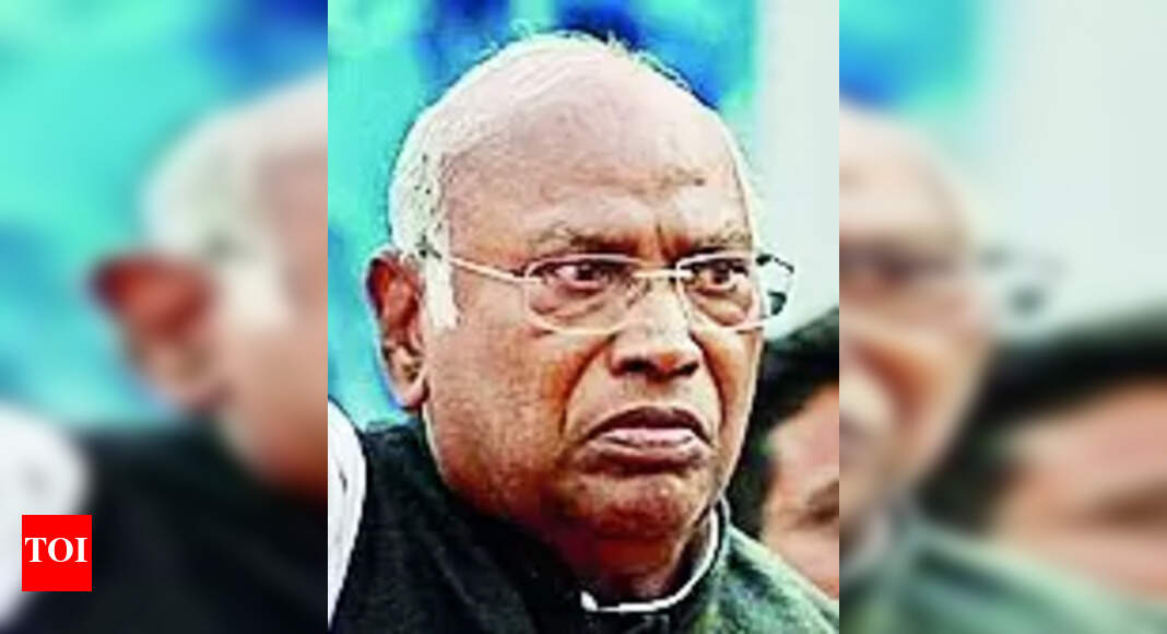 Modi: Modi will be a dictator if oppn becomes weak: Kharge | Mangaluru ...