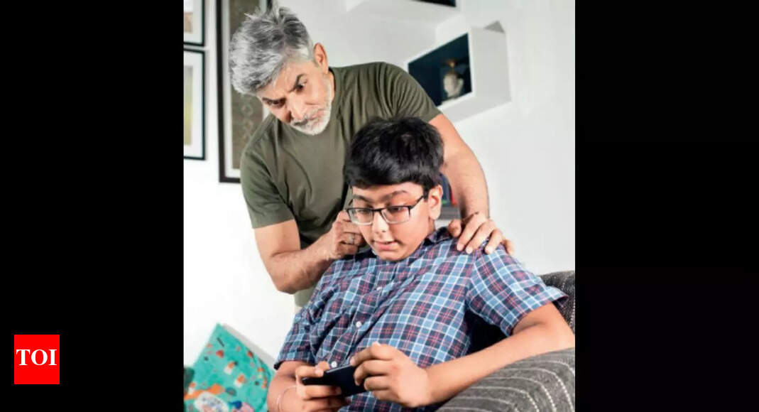 Mobile Addiction Among Kids: How to Help | Mumbai News - Times of India