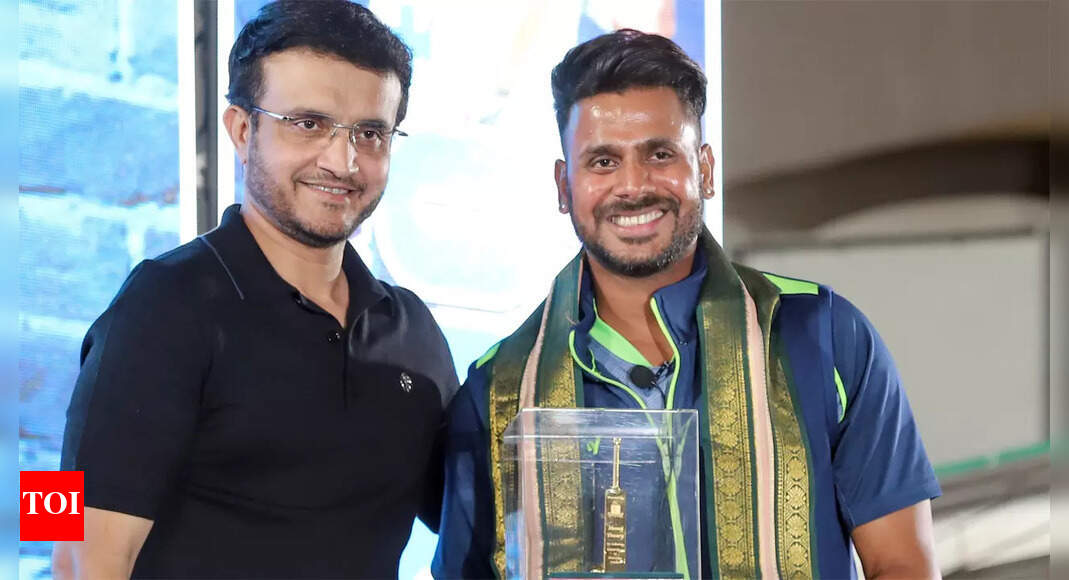 Bengal captain Manoj Tiwary honored for stellar first-class career ...