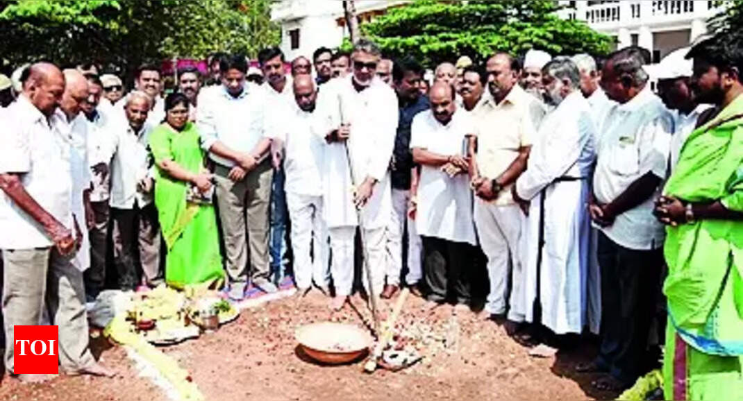 Devaraj Urs: Former CM D Devaraj Urs: A Leader to be Remembered ...