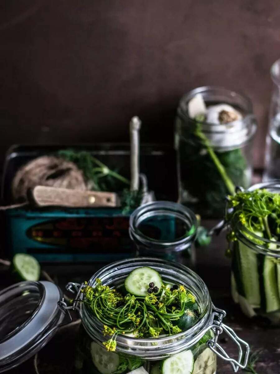 Welcome Spring To Your Plate With 10 Healthy Seasonal Ingredients ...