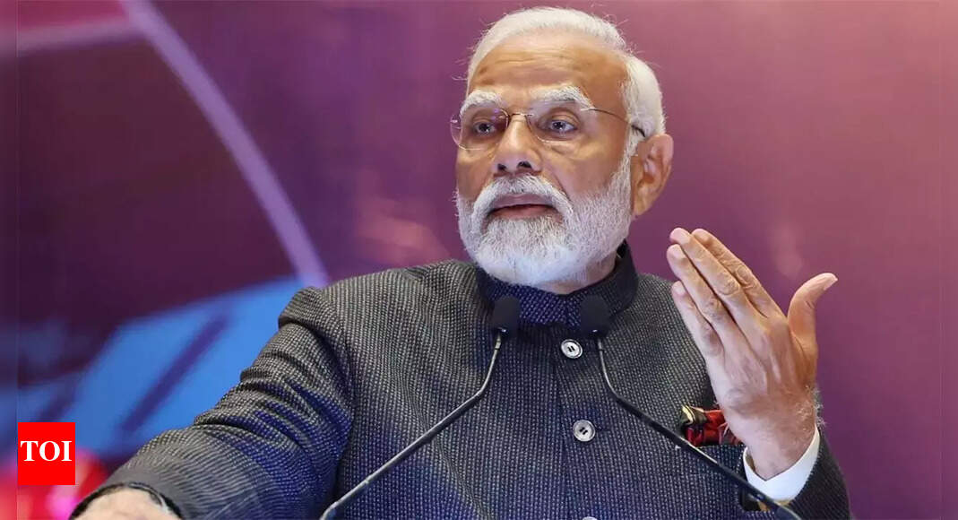 Rs 10 lakh crore projects: PM Modi unveils mega infra blitz in UP ahead ...