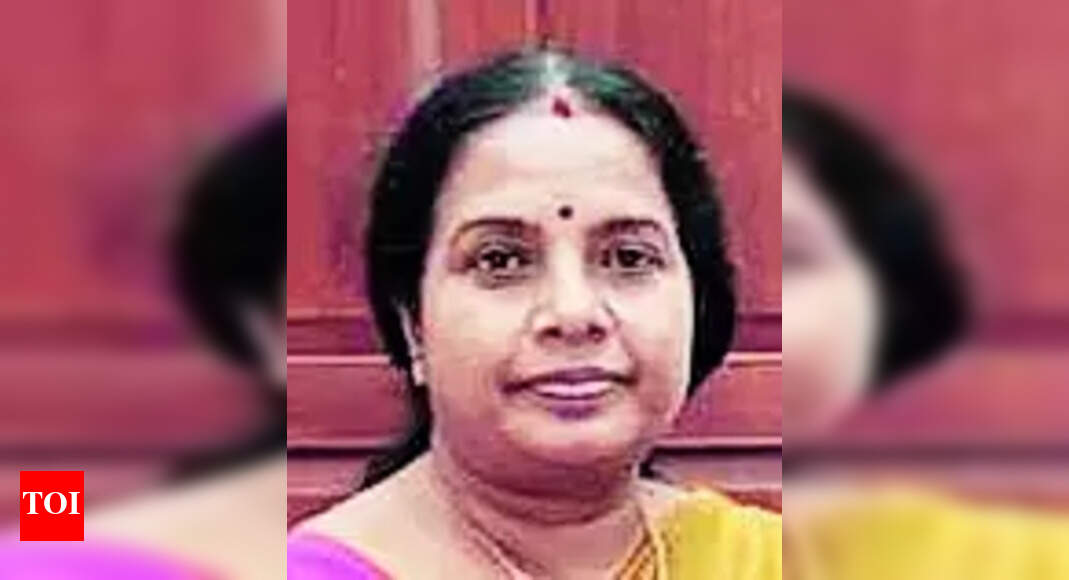 Vanathi Srinivasan: Vanathi Srinivasan becomes first TN MLA to receive ...