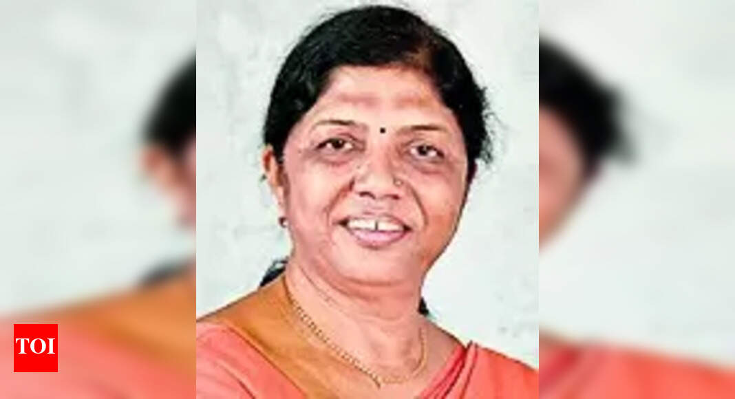 BJP MP Ranjan Bhatt: BJP MP Ranjan Bhatt Meets Boy Accused in Hit-and ...