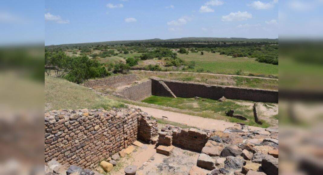 Kutch: Villagers discover Harappan site during gold hunt near Dholavira ...