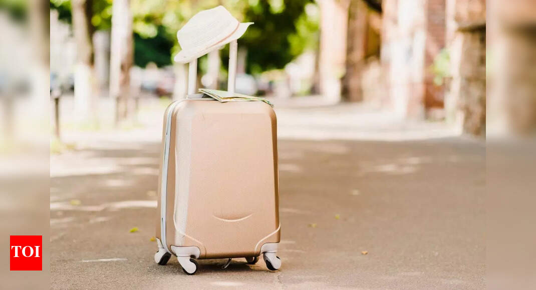 Small Trolley Bag: Small Trolley Bag: Best Options To Help You Travel ...