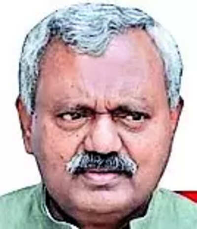 Somashekhar: MLA Somashekhar seeks prayers at temples for early onset ...