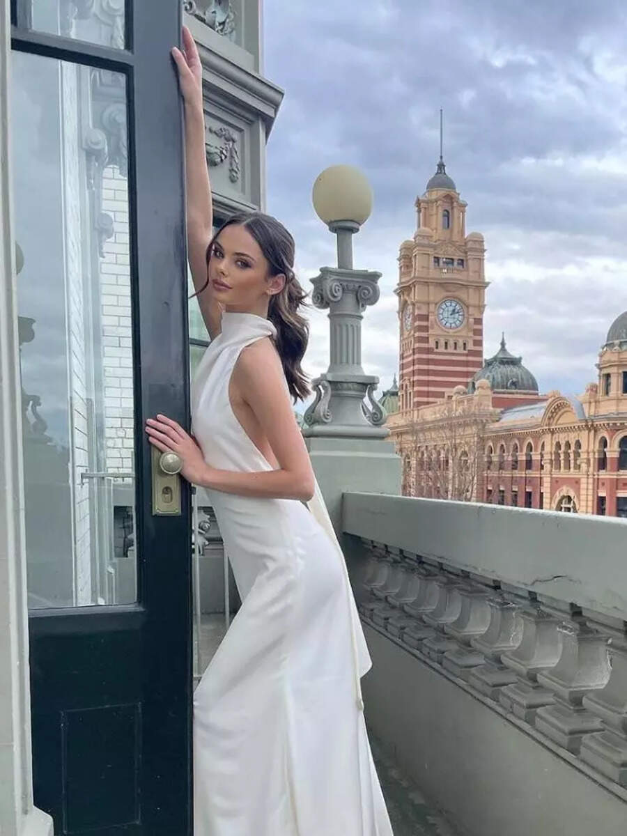 This Australian Model Has A Photogenic Face, And How! | Times Now