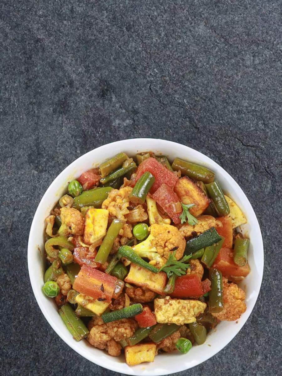 Viral: How to make Sabzi without oil or ghee | Times of India