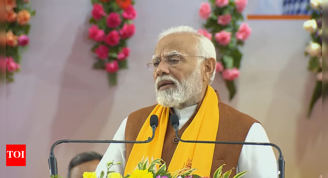 PM Modi unveils statue on Sant Ravidas’ birth anniversary, highlights ...