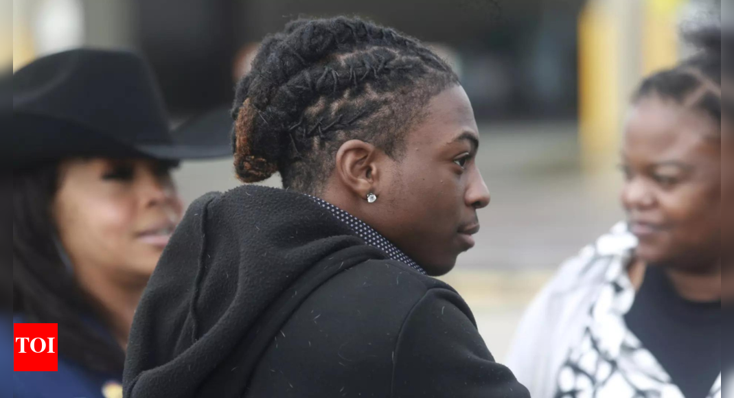 Darryl George: Black Teen in US Loses Court Battle Over Hairstyle ...