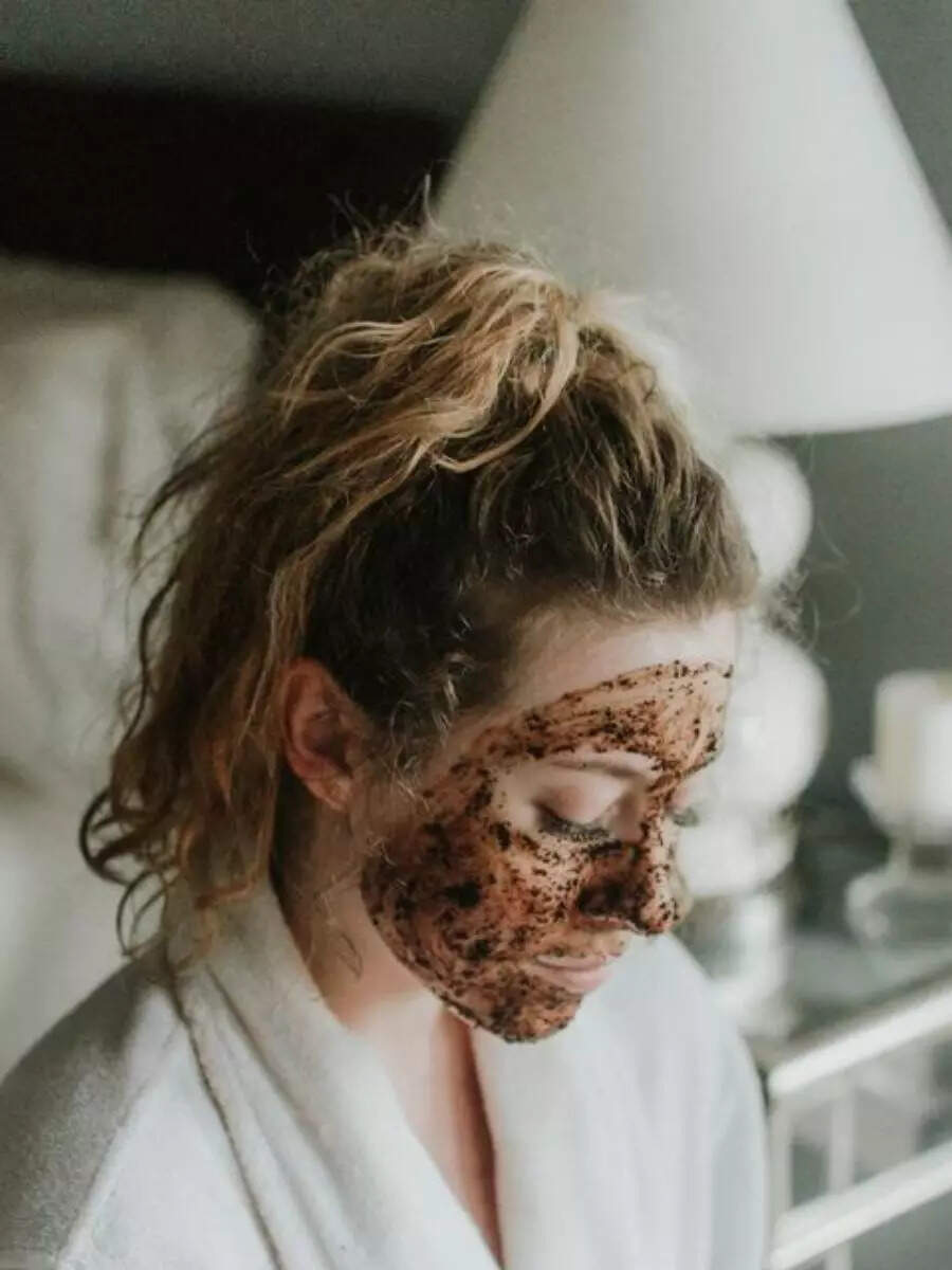 Want That Spotless Glow? Try These 10 Coffee-Based Face Masks To ...