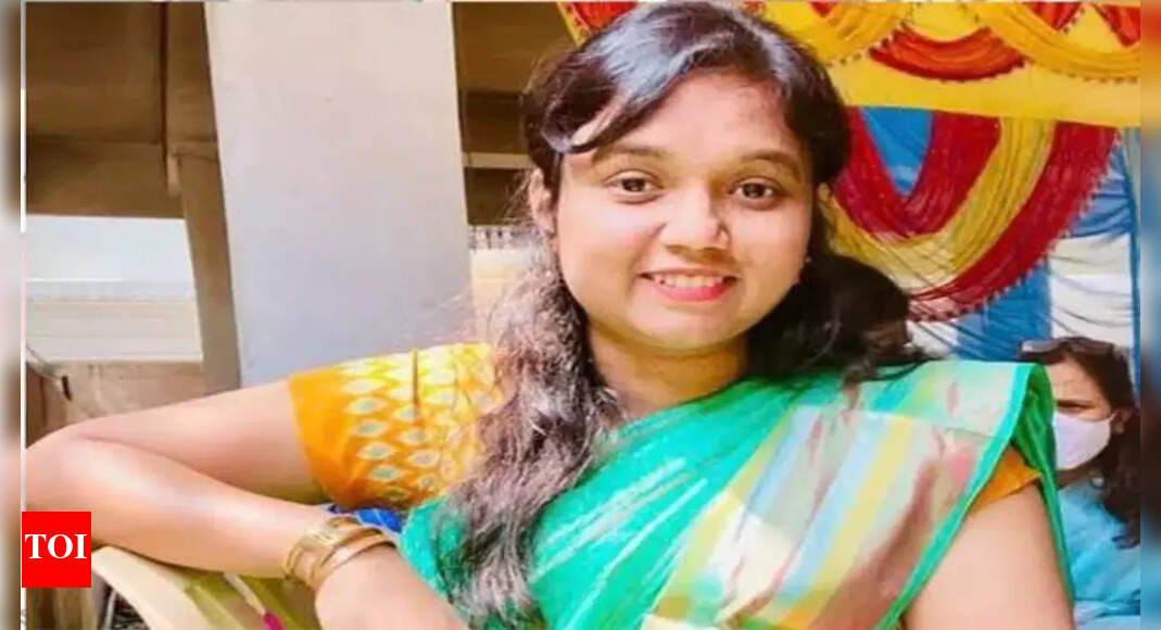 10 days after close shave, Telangana MLA dies in crash | Hyderabad News ...
