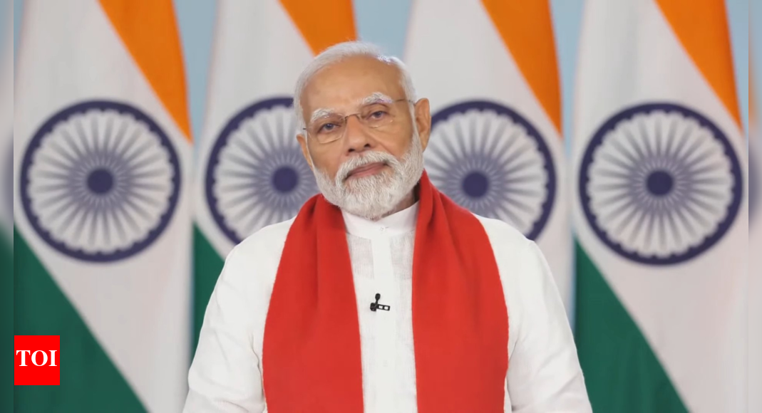 'Those busy building a rosy ...': PM Modi's nepotism dig at Congress | India News - Times of India