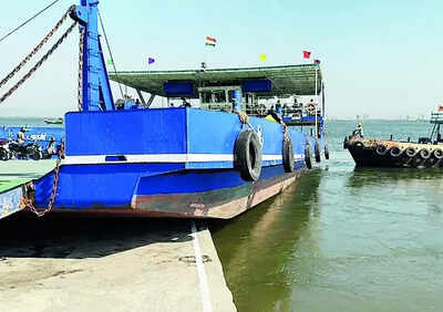 Vasai Ro-Ro Ferry Service: Vasai Ro-Ro ferry service halted as vessel ...