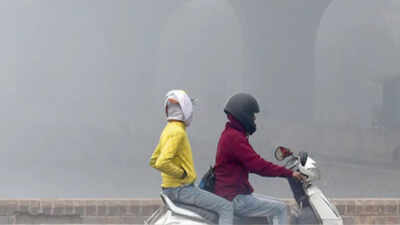 Delhi Records Minimum Temperature of 8.3 Degrees Celsius, Rain Likely During Day | Delhi News ...