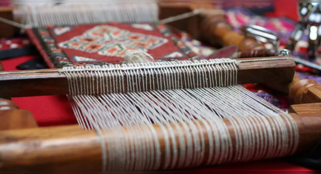 GI Tagged Handicrafts in India: Exploring popular places in India for ...