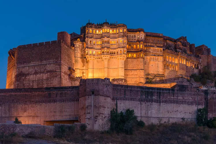8 largest castles in the world | Times of India Travel