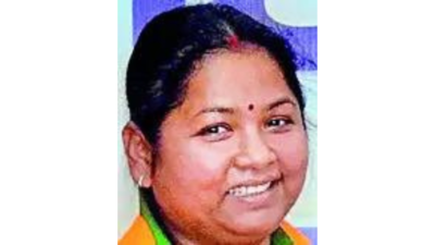 In blow to INDIA bloc, Cong’s lone Jharkhand MP Geeta Koda joins BJP ...