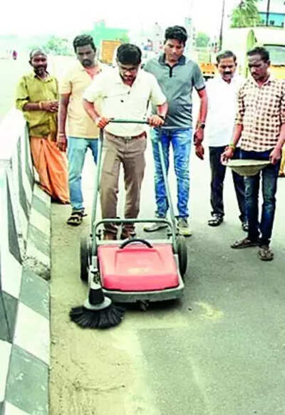 Manual Sand Sweeping Machines: More Manual Sand Sweeping Machines to ...