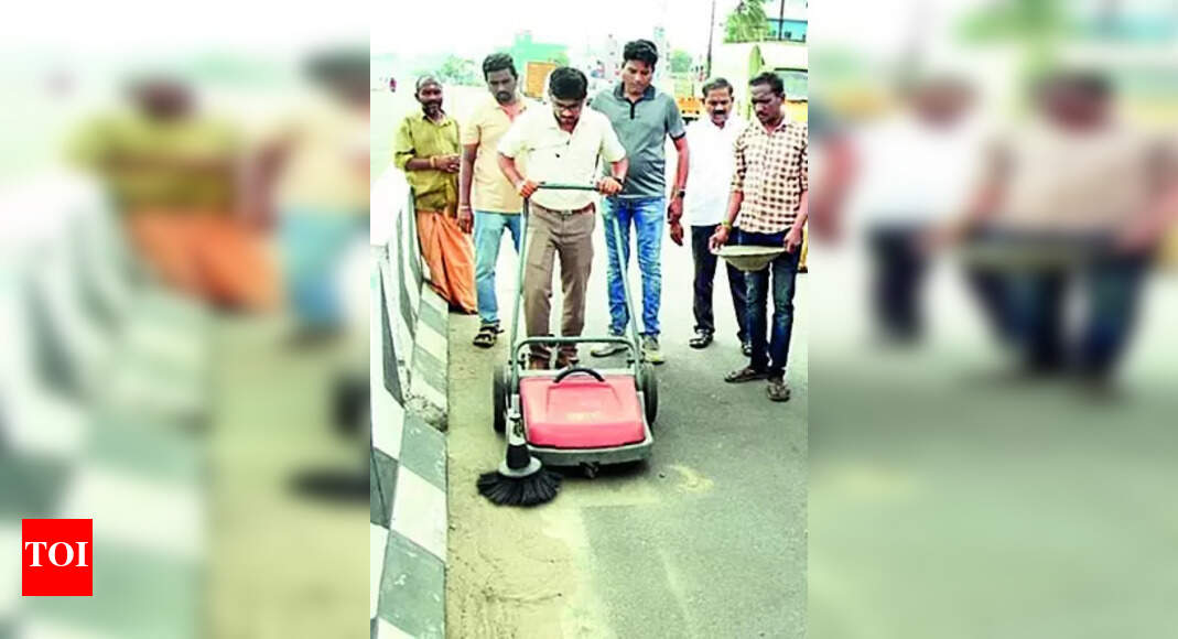 Manual Sand Sweeping Machines: More Manual Sand Sweeping Machines to ...