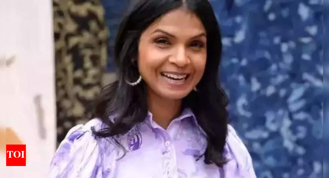 Akshata Murty, UK's First Lady, Spotted Book Shopping in Bengaluru with ...