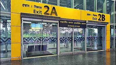 Airport Gates: Reopen airport gates 2A-2B for faster dispersal of ...