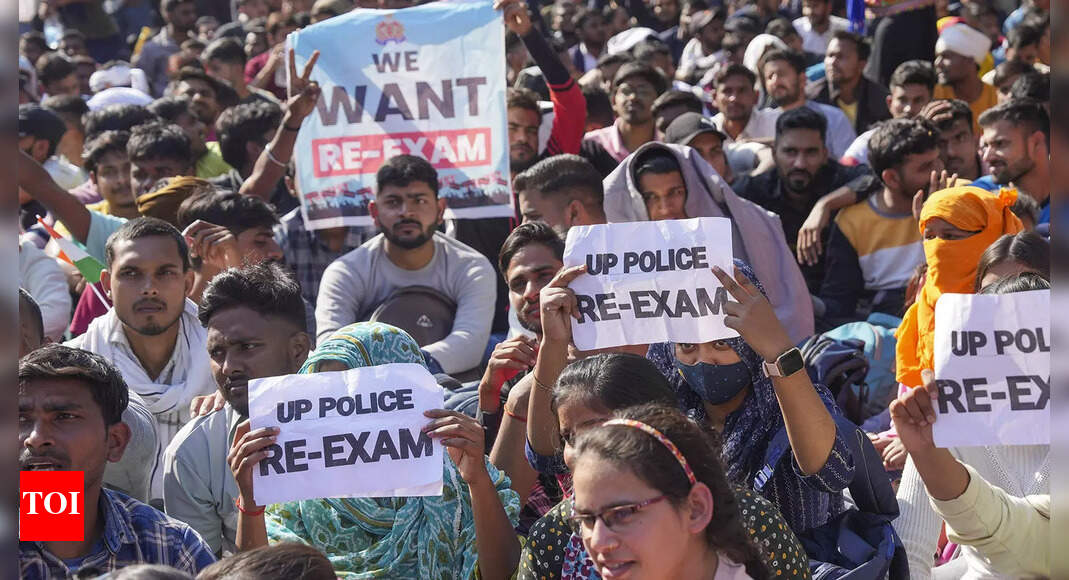 Up Police Exam: UP Police Recruitment Test: Exam with 50L Candidates to ...