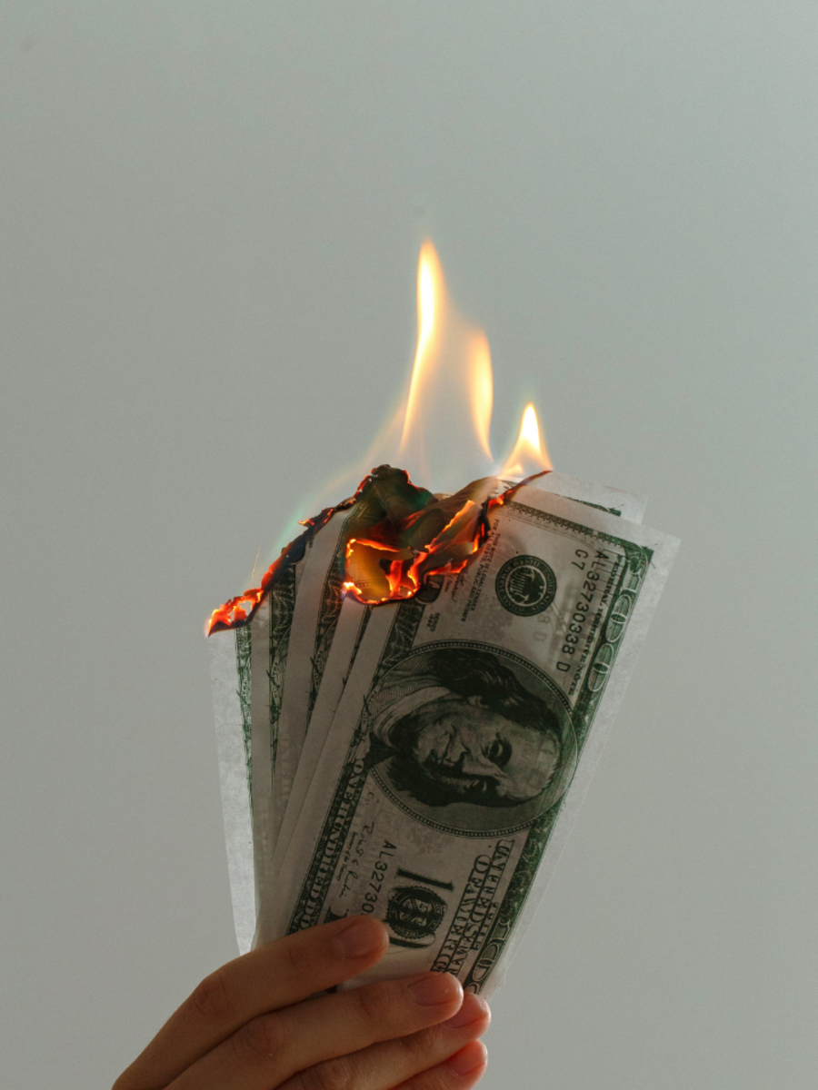 7 Bad Money Habits Keeping You Poor | Times Now