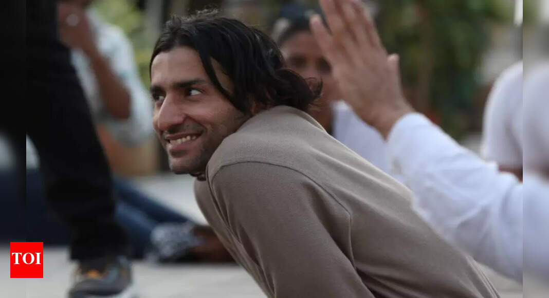 Actor Shashvat Seth recalls shifting from the Hindi medium to the ICSE ...