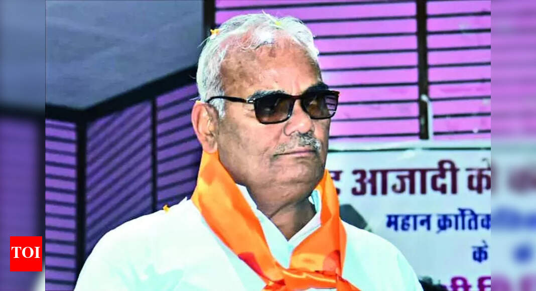 Indian: Indian inventor claims Shivkar Bapuji Talpade invented airplane ...