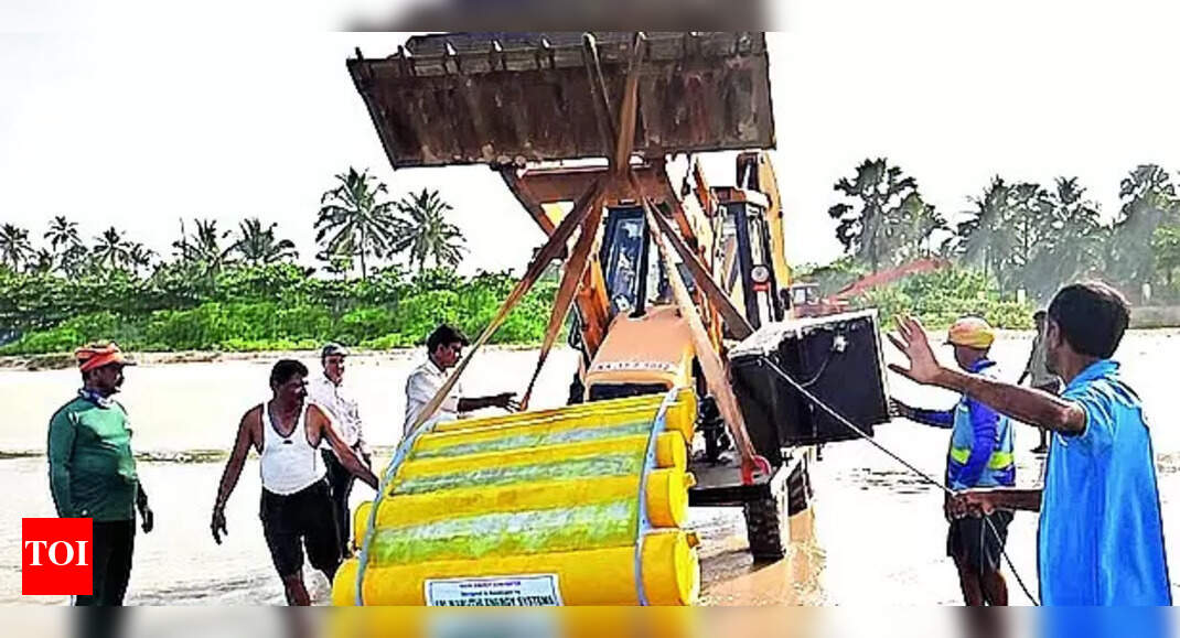 Wave Energy Machine: Engineer conducts experiment to generate power ...