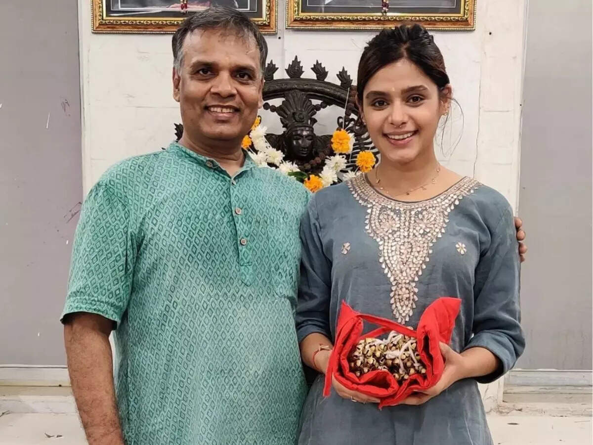 Pranati Rai Prakash learns Kathak from Indian classical guru Rajendra ...