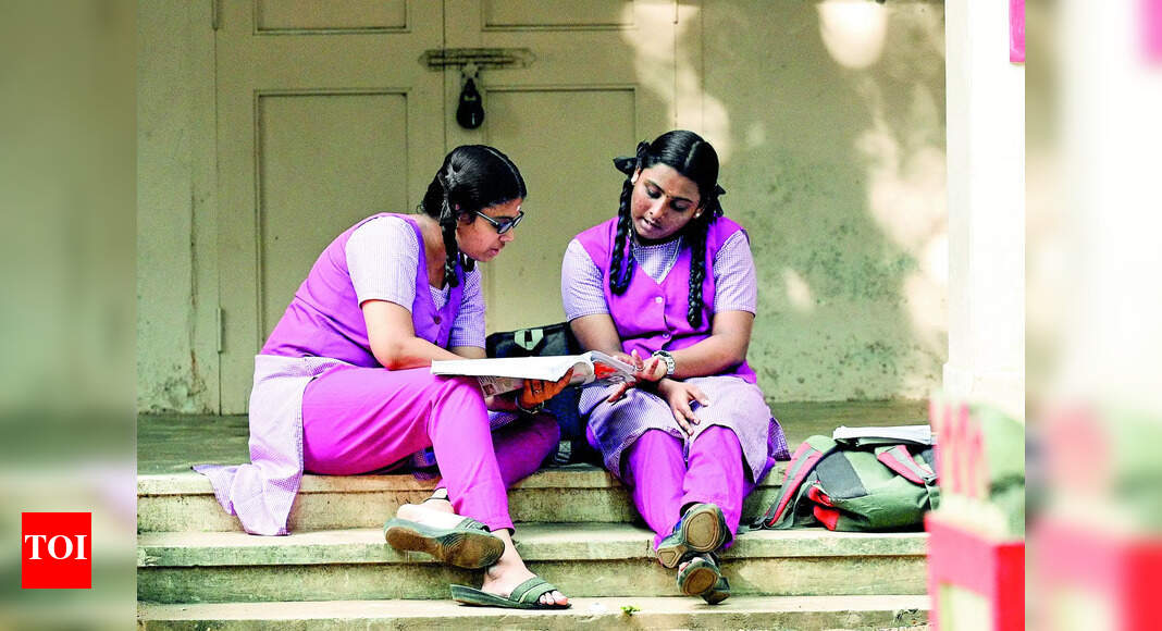 Class Xii Board Exams Class Xii Board Exams Start With Easy Language Paper Chennai News 